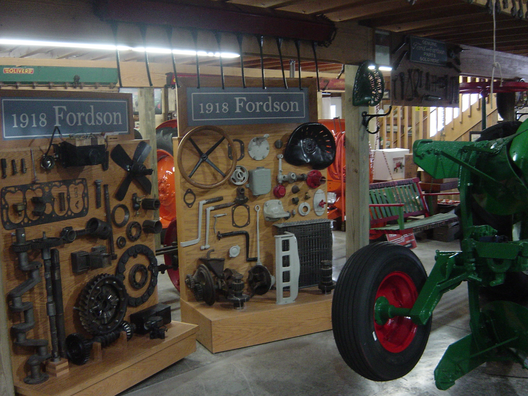 1918 Fordson Display – 4 Tractor Unit